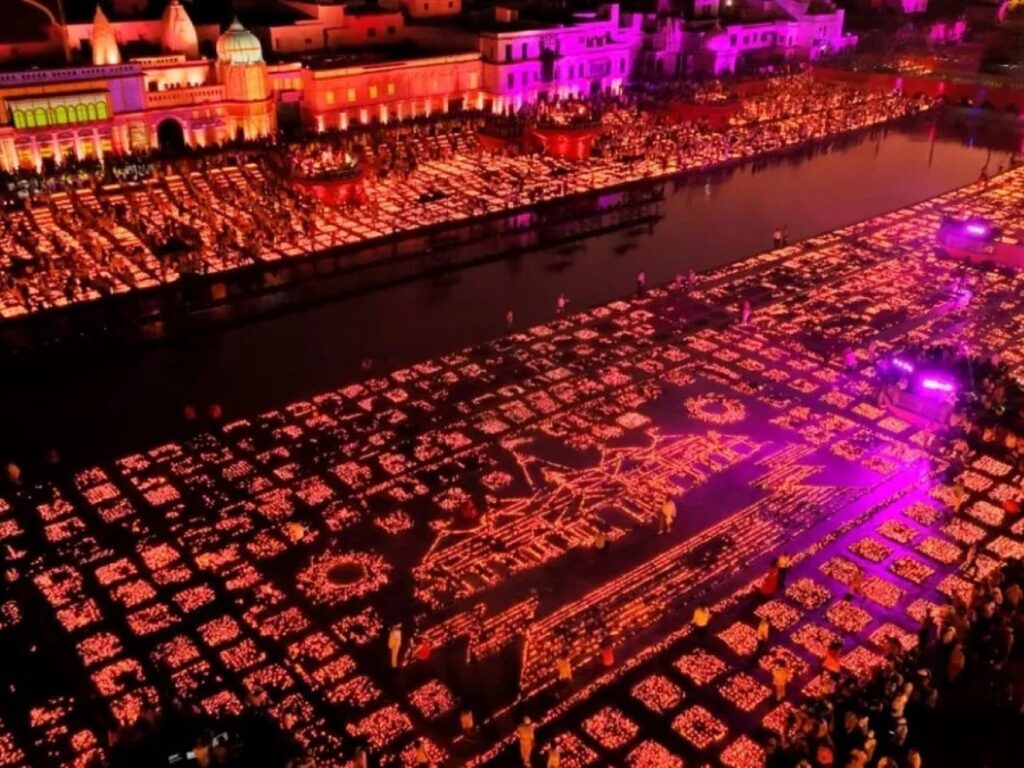 Experiencing the Boat Rides of Ayodhya Dham - Ayodhya Dham Travel Guide