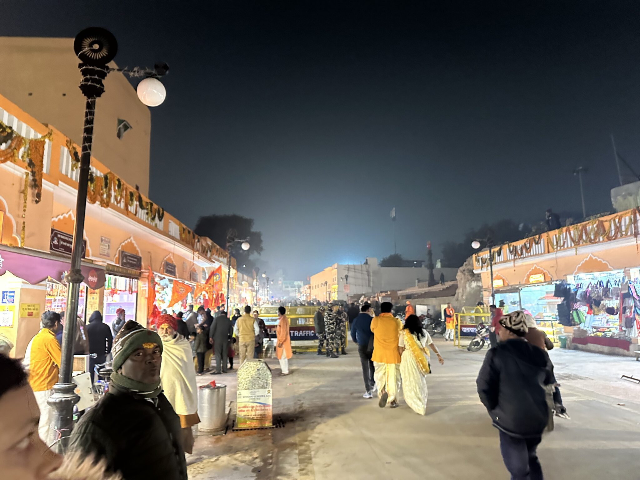 Exploring Ayodhya's Markets: A Guide to Cultural Souvenirs - Ayodhya ...