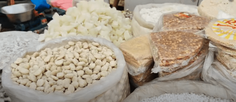 Exploring Ayodhya's Markets: A Guide to Cultural Souvenirs - Ayodhya ...